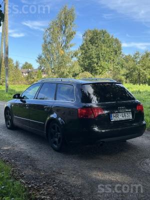 Black Audi A4 2005 in Riga, with an engine capacity of 1.60 L and mileage of 327 thousand km for 1700 €, photo 5 on AUTOMOTO.COM.LV