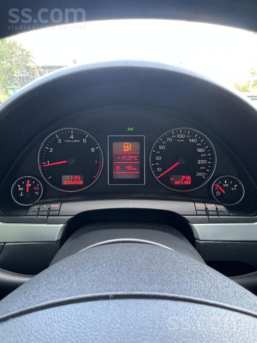 Black Audi A4 2005 in Riga, with an engine capacity of 1.60 L and mileage of 327 thousand km for 1700 €, photo 10 on AUTOMOTO.COM.LV