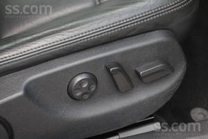 Black Audi A4 2005 in Tukums, with an engine capacity of 2.00 L and mileage of 0 thousand km for 2800 €, photo 12 on AUTOMOTO.COM.LV