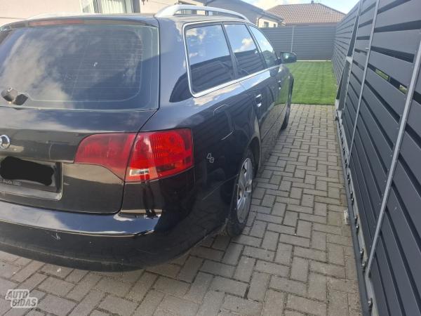 Black Audi A4 2005 in Klaipeda, with an engine capacity of 2.00 L and mileage of 218 thousand km for 1250 €, photo 5 on AUTOMOTO.COM.LV