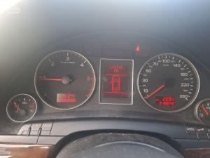 Black Audi A4 2005 in Klaipeda, with an engine capacity of 2.00 L and mileage of 218 thousand km for 1250 €, photo 6 on AUTOMOTO.COM.LV
