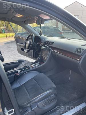 Melns Audi A4 2006 Aizkraukle, ar dzinēja tilpumu 3.00 L un nobraukumu 310 tūkst. km par 1950 €, foto 8 vietnē AUTOMOTO.COM.LV