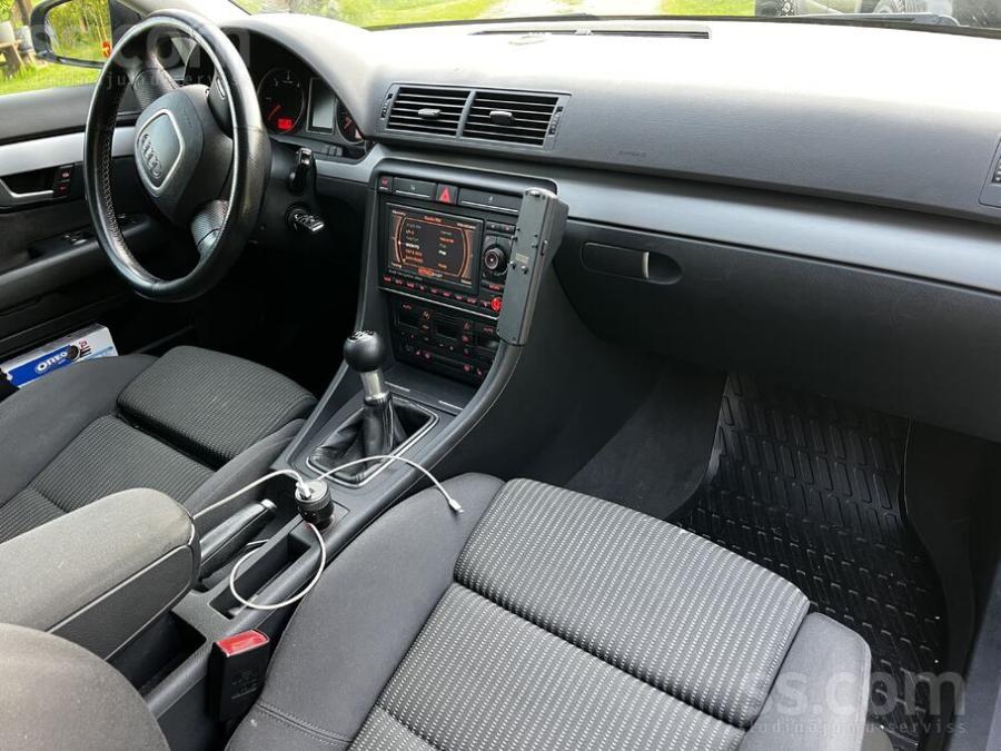 Melns Audi A4 2006 Valmiera, ar dzinēja tilpumu 2.00 L un nobraukumu 360 tūkst. km par 3850 €, foto 12 vietnē AUTOMOTO.COM.LV