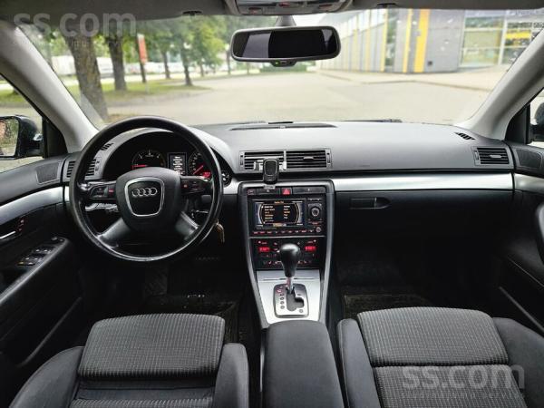 Black Audi A4 2006 in Riga, with an engine capacity of 2.00 L and mileage of 338 thousand km for 1860 €, photo 5 on AUTOMOTO.COM.LV