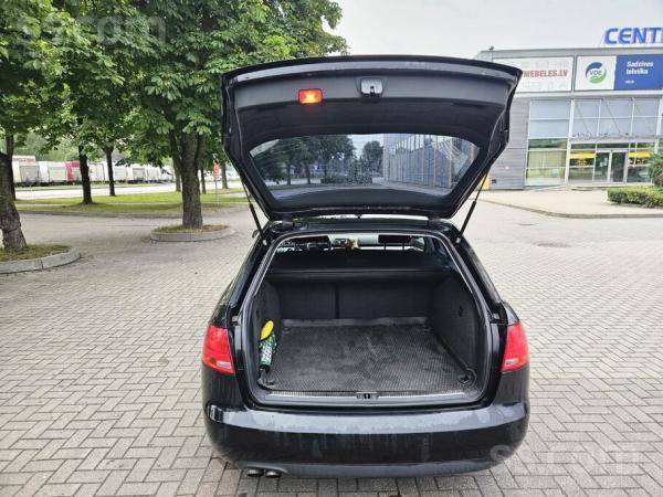 Black Audi A4 2006 in Riga, with an engine capacity of 2.00 L and mileage of 338 thousand km for 1860 €, photo 9 on AUTOMOTO.COM.LV