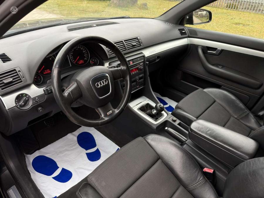 Melns Audi A4 2006 Viļņa, ar dzinēja tilpumu 2.00 L un nobraukumu 334 tūkst. km par 2450 €, foto 14 vietnē AUTOMOTO.COM.LV