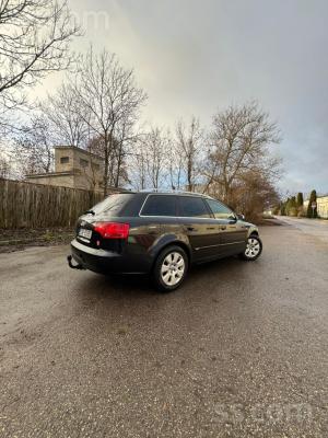 Black Audi A4 2006 in Daugavpils, with an engine capacity of 2.00 L and mileage of 267 thousand km for 3250 €, photo  on AUTOMOTO.COM.LV