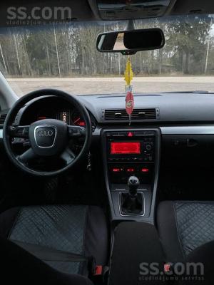 Melns Audi A4 2006 Rēzekne, ar dzinēja tilpumu 1.90 L un nobraukumu 444 tūkst. km par 2300 €, foto 3 vietnē AUTOMOTO.COM.LV