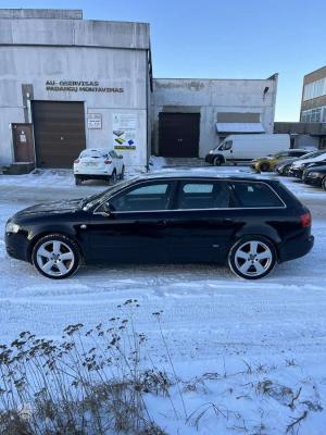 Melns Audi A4 2006 Panevēža, ar dzinēja tilpumu 1.97 L un nobraukumu 255 tūkst. km par 3400 €, foto 7 vietnē AUTOMOTO.COM.LV
