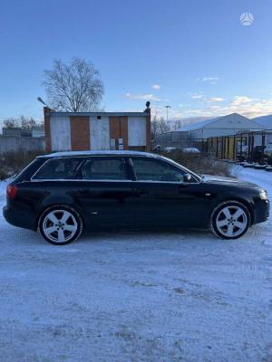 Melns Audi A4 2006 Panevēža, ar dzinēja tilpumu 1.97 L un nobraukumu 255 tūkst. km par 3400 €, foto 9 vietnē AUTOMOTO.COM.LV