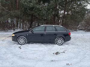 Black Audi A4 2006 in Vilnius, with an engine capacity of 2.50 L and mileage of 342 thousand km for 1950 €, photo 2 on AUTOMOTO.COM.LV