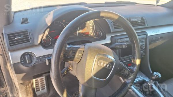 Melns Audi A4 2006 Rīga, ar dzinēja tilpumu 3.00 L un nobraukumu 342 tūkst. km par 3500 €, foto 4 vietnē AUTOMOTO.COM.LV