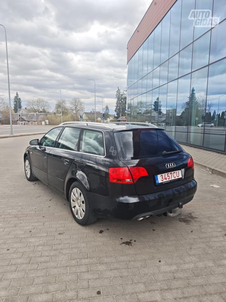 Black Audi A4 2006 in Utena, with an engine capacity of 2.00 L and mileage of 264 thousand km for 2600 €, photo 6 on AUTOMOTO.COM.LV