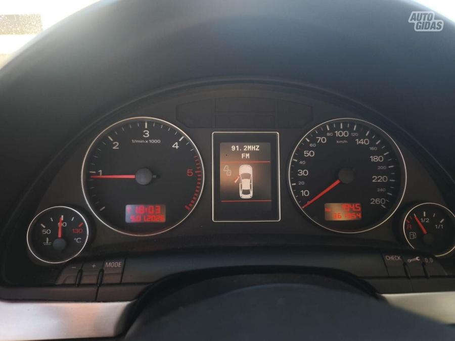 Melns Audi A4 2006 Telšiai, ar dzinēja tilpumu 2.00 L un nobraukumu 360 tūkst. km par 2650 €, foto 10 vietnē AUTOMOTO.COM.LV