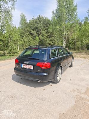 Melns Audi A4 2006 Utena, ar dzinēja tilpumu 2.70 L un nobraukumu 281 tūkst. km par 2700 €, foto 5 vietnē AUTOMOTO.COM.LV