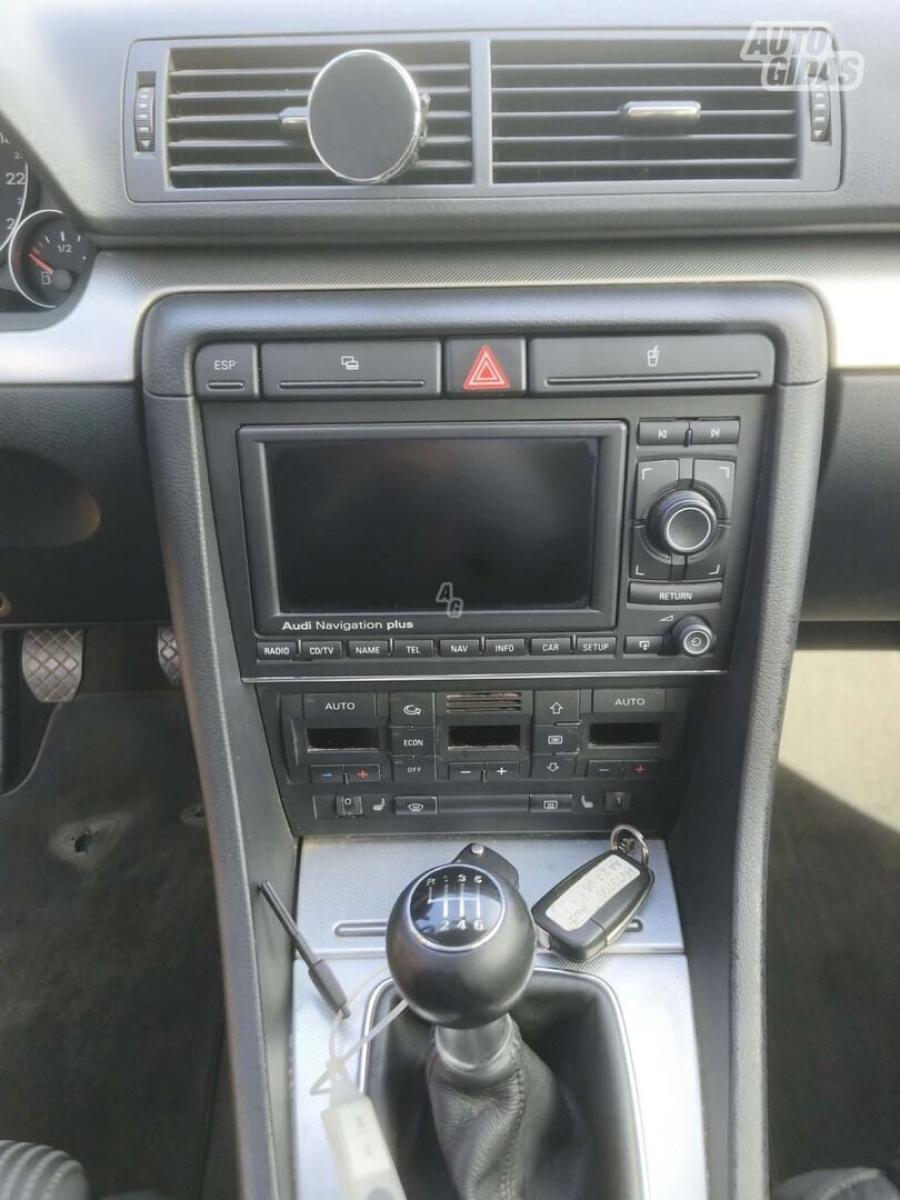 Melns Audi A4 2006 Utena, ar dzinēja tilpumu 2.70 L un nobraukumu 281 tūkst. km par 2700 €, foto 11 vietnē AUTOMOTO.COM.LV
