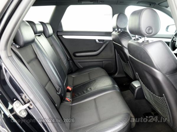 Melns Audi A4 2006 Tallina, ar dzinēja tilpumu 3.00 L un nobraukumu 419 tūkst. km par 2799 €, foto 7 vietnē AUTOMOTO.COM.LV