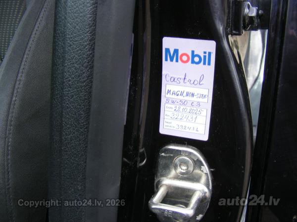 Black Audi A4 2006 in Valga, with an engine capacity of 2.00 L and mileage of 327 thousand km for 2600 €, photo 9 on AUTOMOTO.COM.LV