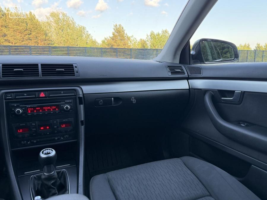 Black Audi A4 2006 in Vilnius, with an engine capacity of 2.00 L and mileage of 327 thousand km for 2050 €, photo 7 on AUTOMOTO.COM.LV