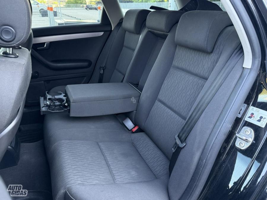 Black Audi A4 2006 in Vilnius, with an engine capacity of 2.00 L and mileage of 327 thousand km for 2050 €, photo 20 on AUTOMOTO.COM.LV