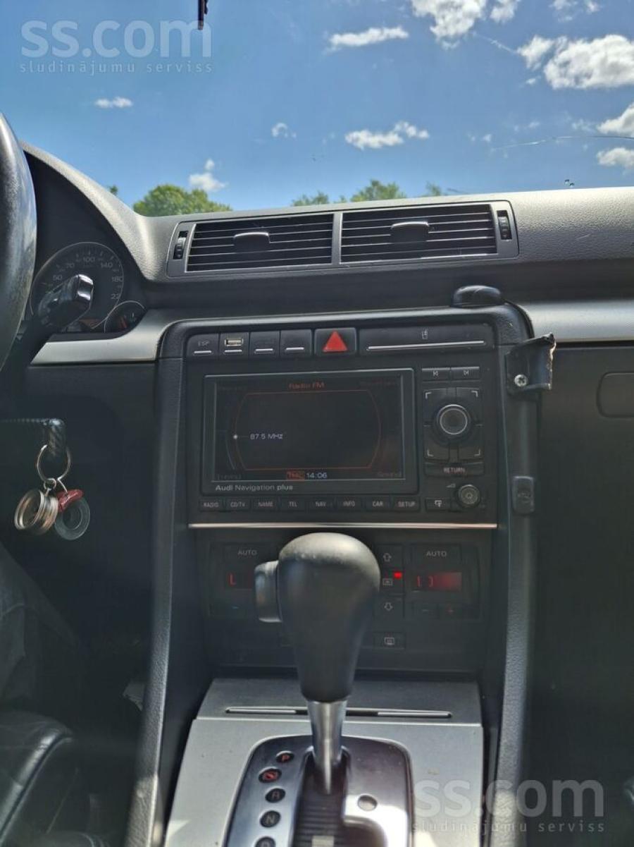 Melns Audi A4 2006 Balvi, ar dzinēja tilpumu 2.70 L un nobraukumu 336 tūkst. km par 2000 €, foto 14 vietnē AUTOMOTO.COM.LV