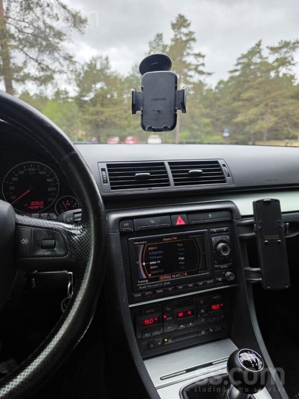 Black Audi A4 2006 in Riga, with an engine capacity of 2.70 L and mileage of 0 thousand km for 2200 €, photo 7 on AUTOMOTO.COM.LV