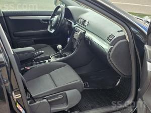 Black Audi A4 2006 in Liepaja, with an engine capacity of 2.00 L and mileage of 288 thousand km for 3450 €, photo 11 on AUTOMOTO.COM.LV