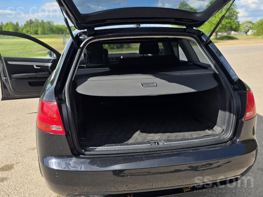 Black Audi A4 2006 in Liepaja, with an engine capacity of 2.00 L and mileage of 288 thousand km for 3450 €, photo 21 on AUTOMOTO.COM.LV