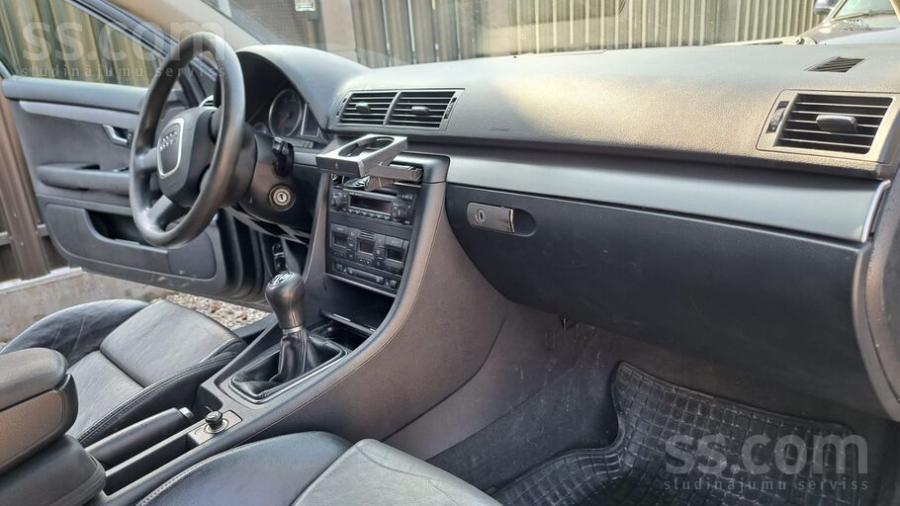 Melns Audi A4 2006 Daugavpils, ar dzinēja tilpumu 2.00 L un nobraukumu 253 tūkst. km par 1650 €, foto 9 vietnē AUTOMOTO.COM.LV