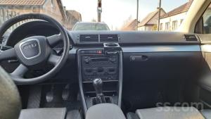 Melns Audi A4 2006 Daugavpils, ar dzinēja tilpumu 2.00 L un nobraukumu 253 tūkst. km par 1650 €, foto 13 vietnē AUTOMOTO.COM.LV