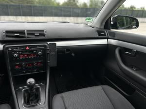 Melns Audi A4 2006 Viļņa, ar dzinēja tilpumu 2.00 L un nobraukumu 298 tūkst. km par 2840 €, foto 14 vietnē AUTOMOTO.COM.LV