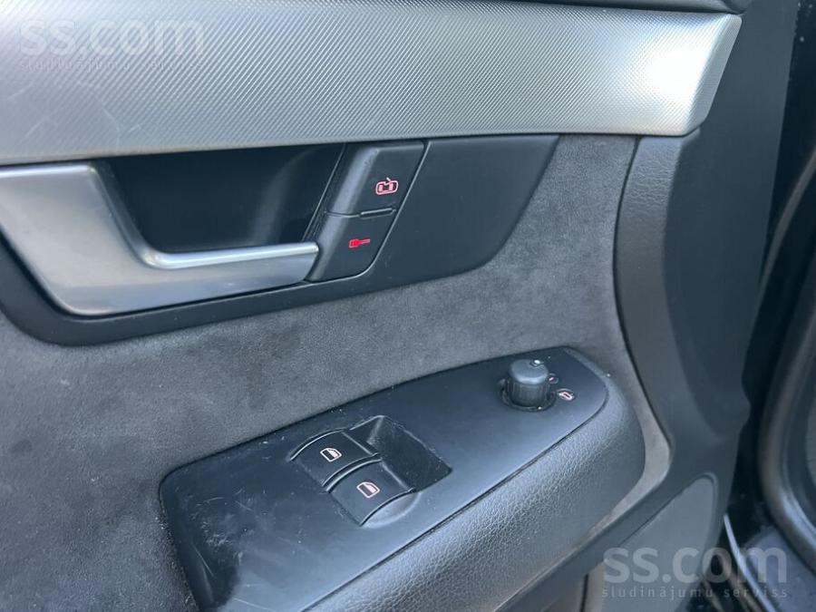 Black Audi A4 2006 in Valmiera, with an engine capacity of 2.00 L and mileage of 341 thousand km for 2250 €, photo 15 on AUTOMOTO.COM.LV