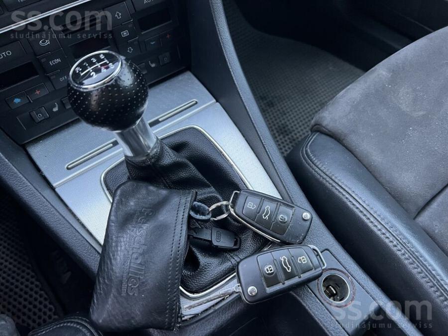 Black Audi A4 2006 in Valmiera, with an engine capacity of 2.00 L and mileage of 341 thousand km for 2250 €, photo 24 on AUTOMOTO.COM.LV
