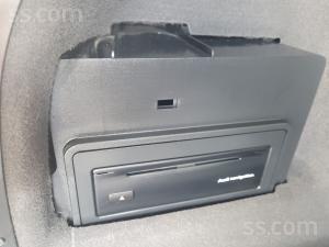 Melns Audi A4 2006 Gulbene, ar dzinēja tilpumu 2.00 L un nobraukumu 261 tūkst. km par 3650 €, foto 15 vietnē AUTOMOTO.COM.LV