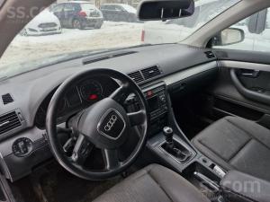 Black Audi A4 2006 in Riga, with an engine capacity of 3.00 L and mileage of 430 thousand km for 2500 €, photo 6 on AUTOMOTO.COM.LV