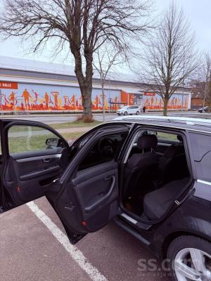 Black Audi A4 2006 in Liepaja, with an engine capacity of 2.70 L and mileage of 406 thousand km for 3000 €, photo 10 on AUTOMOTO.COM.LV