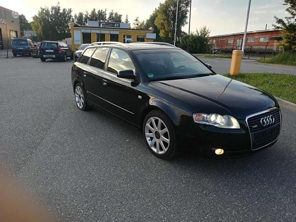 Black Audi A4 2006 in Ukmerge, with an engine capacity of 2.70 L and mileage of 276 thousand km for 3250 €, photo 8 on AUTOMOTO.COM.LV