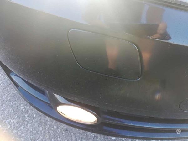 Black Audi A4 2006 in Ukmerge, with an engine capacity of 2.70 L and mileage of 276 thousand km for 3250 €, photo 9 on AUTOMOTO.COM.LV