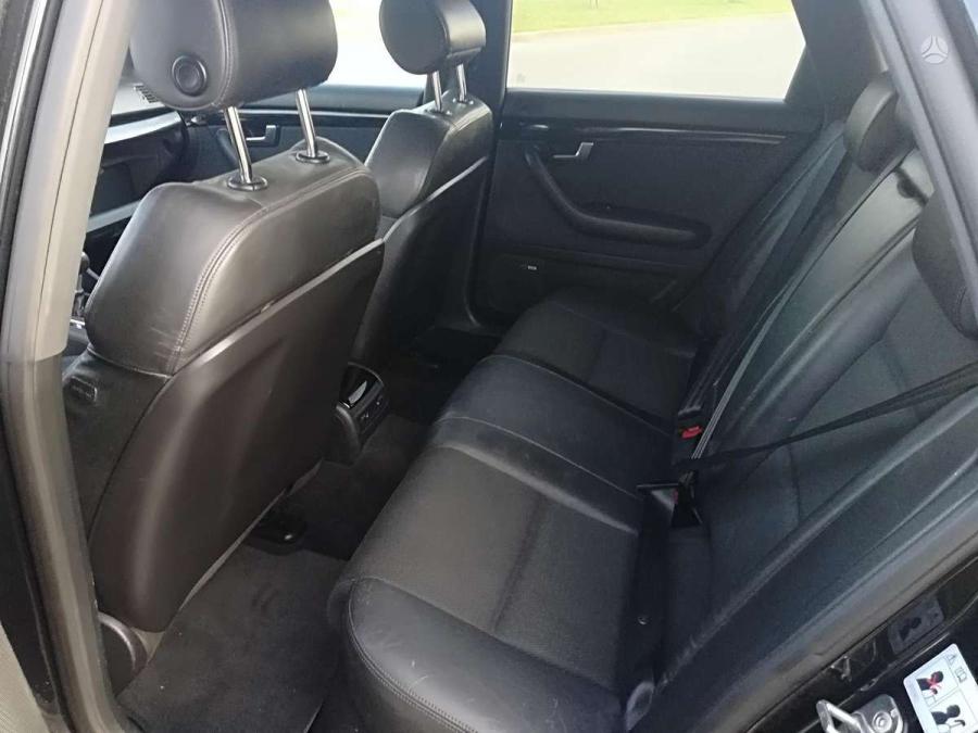Black Audi A4 2006 in Ukmerge, with an engine capacity of 2.70 L and mileage of 276 thousand km for 3250 €, photo 24 on AUTOMOTO.COM.LV