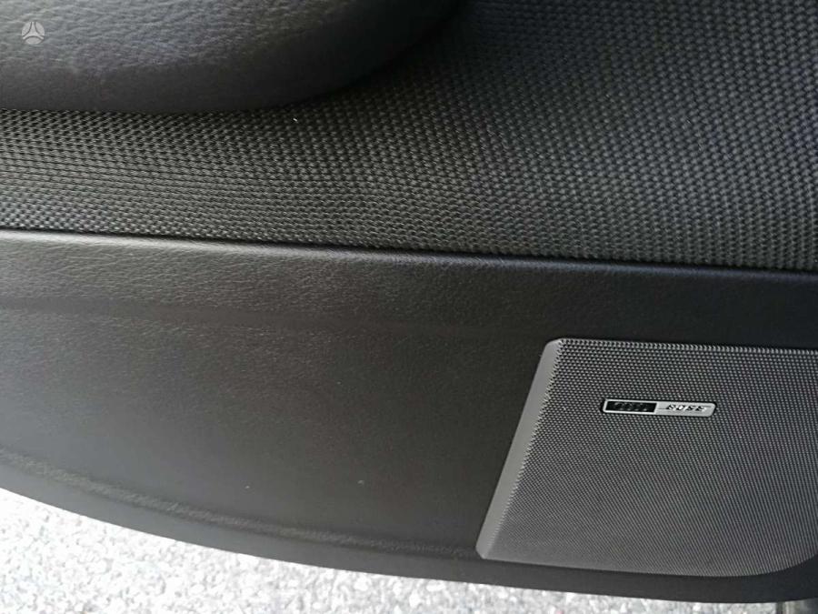 Black Audi A4 2006 in Ukmerge, with an engine capacity of 2.70 L and mileage of 276 thousand km for 3250 €, photo 25 on AUTOMOTO.COM.LV