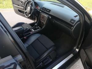 Black Audi A4 2006 in Ukmerge, with an engine capacity of 2.70 L and mileage of 276 thousand km for 3250 €, photo 30 on AUTOMOTO.COM.LV