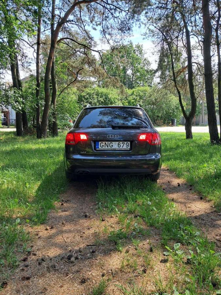 Black Audi A4 2006 in Klaipeda, with an engine capacity of 1.97 L and mileage of 238 thousand km for 3200 €, photo 4 on AUTOMOTO.COM.LV