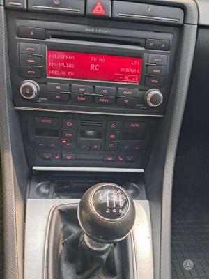 Black Audi A4 2006 in Klaipeda, with an engine capacity of 1.97 L and mileage of 238 thousand km for 3200 €, photo 8 on AUTOMOTO.COM.LV