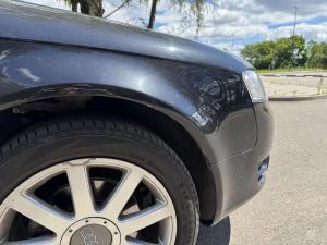 Black Audi A4 2006 in Kaunas, with an engine capacity of 1.97 L and mileage of 441 thousand km for 2200 €, photo 16 on AUTOMOTO.COM.LV