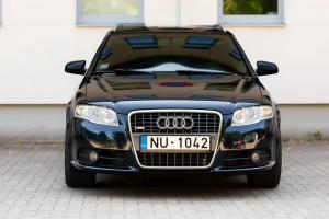 Black Audi A4 2006 in Jelgava, with an engine capacity of 2.70 L and mileage of 404 thousand km for 3900 €, photo 4 on AUTOMOTO.COM.LV