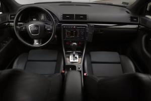 Black Audi A4 2006 in Jelgava, with an engine capacity of 2.70 L and mileage of 404 thousand km for 3900 €, photo 8 on AUTOMOTO.COM.LV