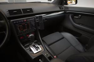 Black Audi A4 2006 in Jelgava, with an engine capacity of 2.70 L and mileage of 404 thousand km for 3900 €, photo 14 on AUTOMOTO.COM.LV