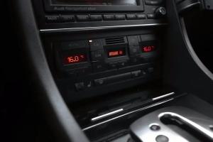 Black Audi A4 2006 in Jelgava, with an engine capacity of 2.70 L and mileage of 404 thousand km for 3900 €, photo 15 on AUTOMOTO.COM.LV