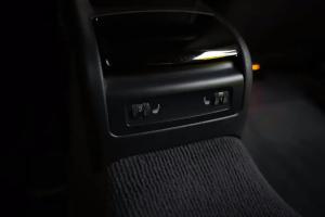 Black Audi A4 2006 in Jelgava, with an engine capacity of 2.70 L and mileage of 404 thousand km for 3900 €, photo 19 on AUTOMOTO.COM.LV