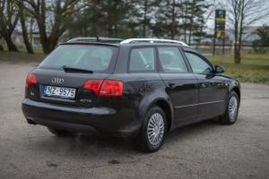 Black Audi A4 2006 in Liepaja, with an engine capacity of 2.00 L and mileage of 302 thousand km for 3800 €, photo 4 on AUTOMOTO.COM.LV